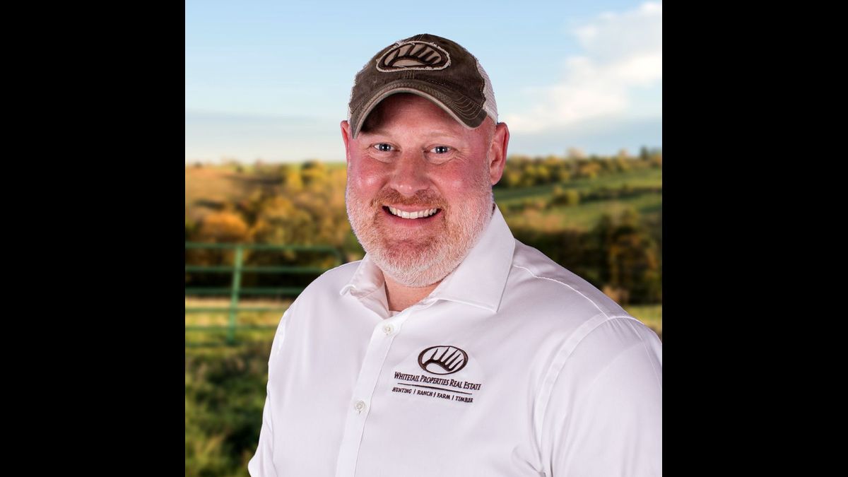 Zach Holt | Whitetail Properties