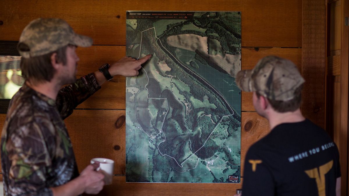 The Holiday Gift Guide: Hunterra Maps | Whitetail Properties