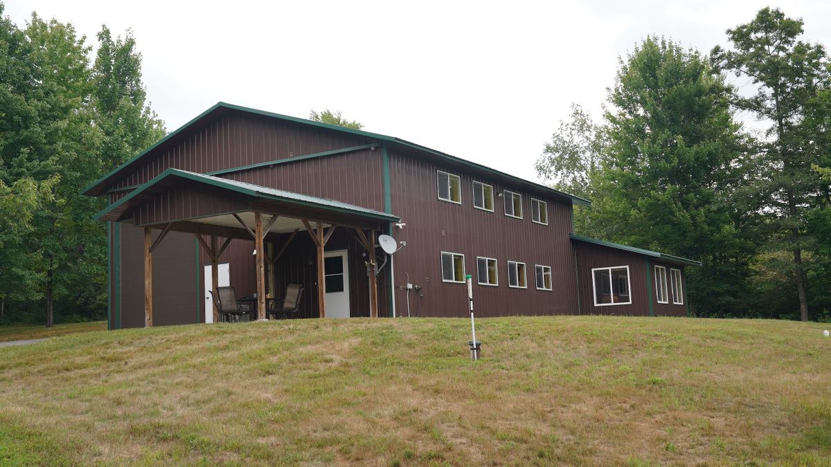 Beautiful Barndominium With Great Hunting Opportunities | Whitetail ...