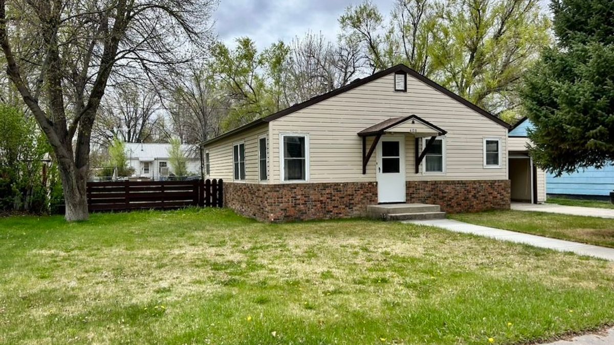 Beautiful Home In Quiet Neighborhood | Whitetail Properties