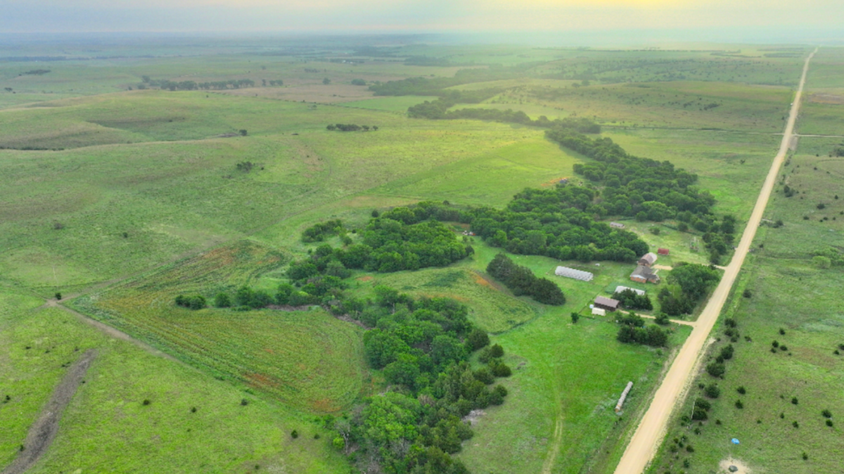 Wandering Star Ranch – Country Home And Acreage | Whitetail Properties