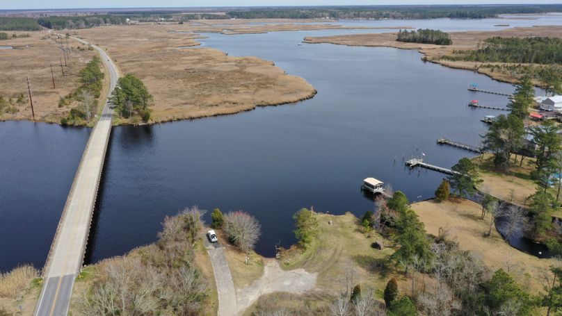 Beautiful Property With Boat Ramp Directly On The Pungo River ...