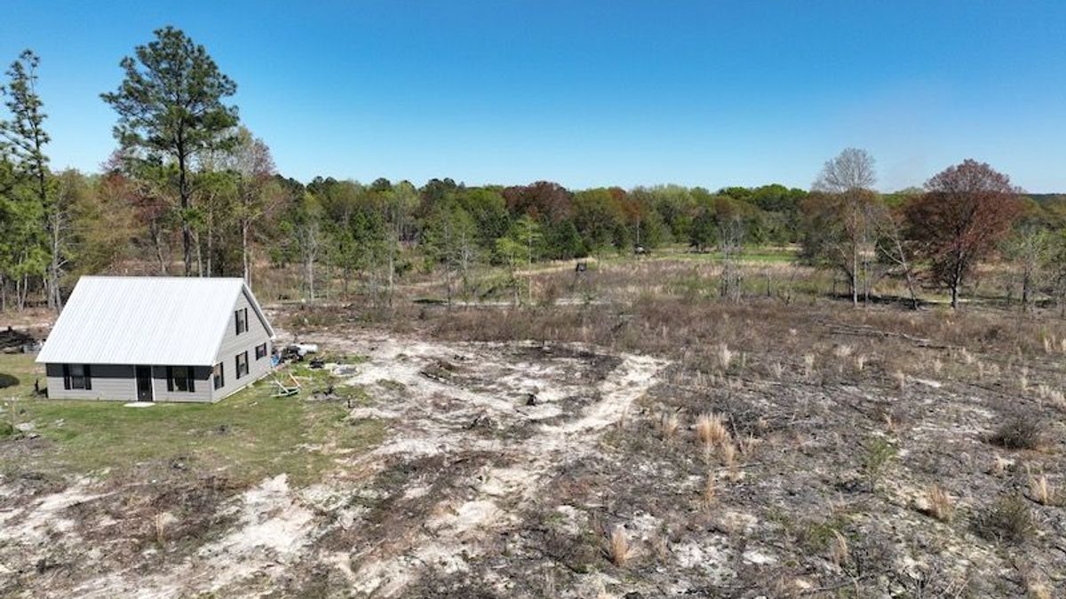 Country Home On Acreage With Great Hunting | Whitetail Properties