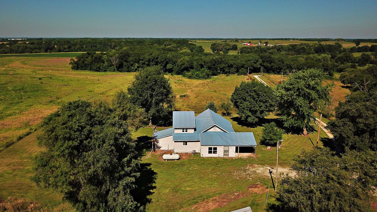 Homestead On Diverse Acreage With Fixer Home And Outbuildings ...