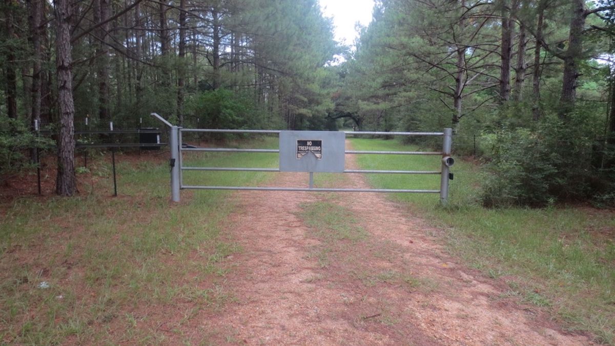 Hunting Tract With Home That Has Pool, Huge Covered Outdoor Kitchen ...