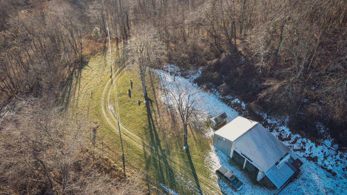 Hunting Acreage With Pole Barn And Good Timber Near Corridor H ...