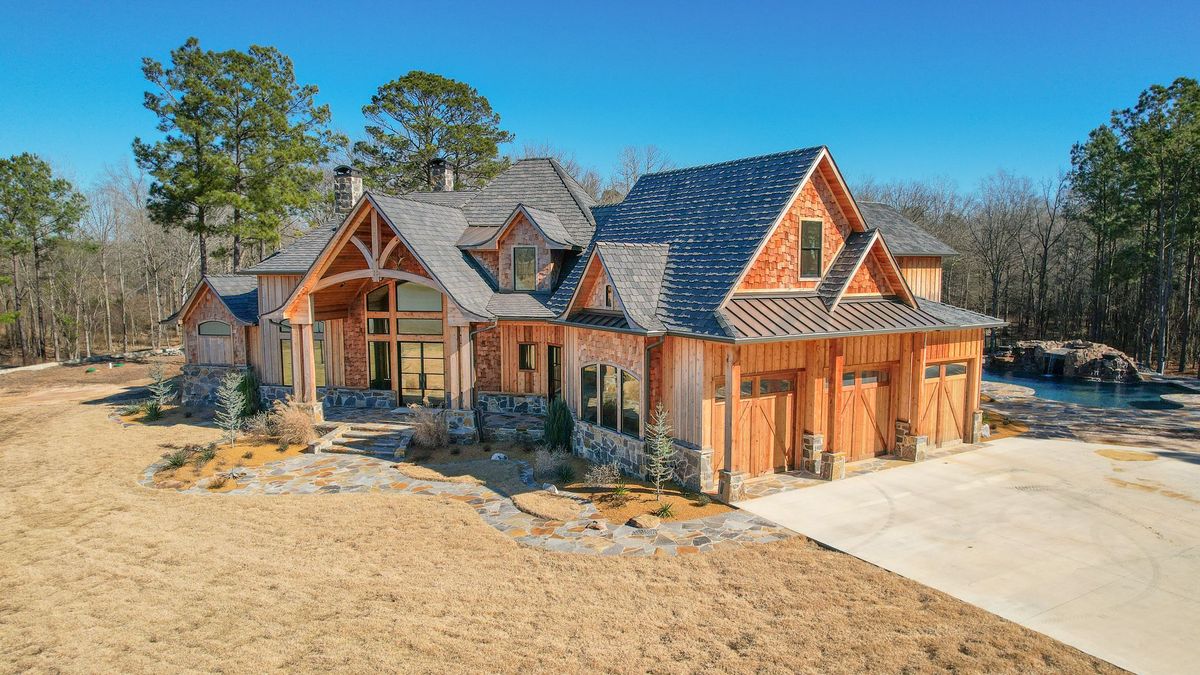 Blackwater Ranch – Custom Home, Hunting and Recreation | Whitetail Properties