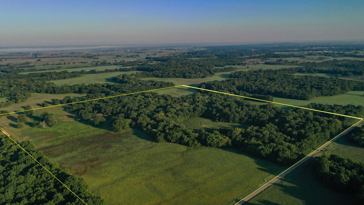 Premium Hunting Property With Two Creeks And Tillable Soil | Whitetail ...