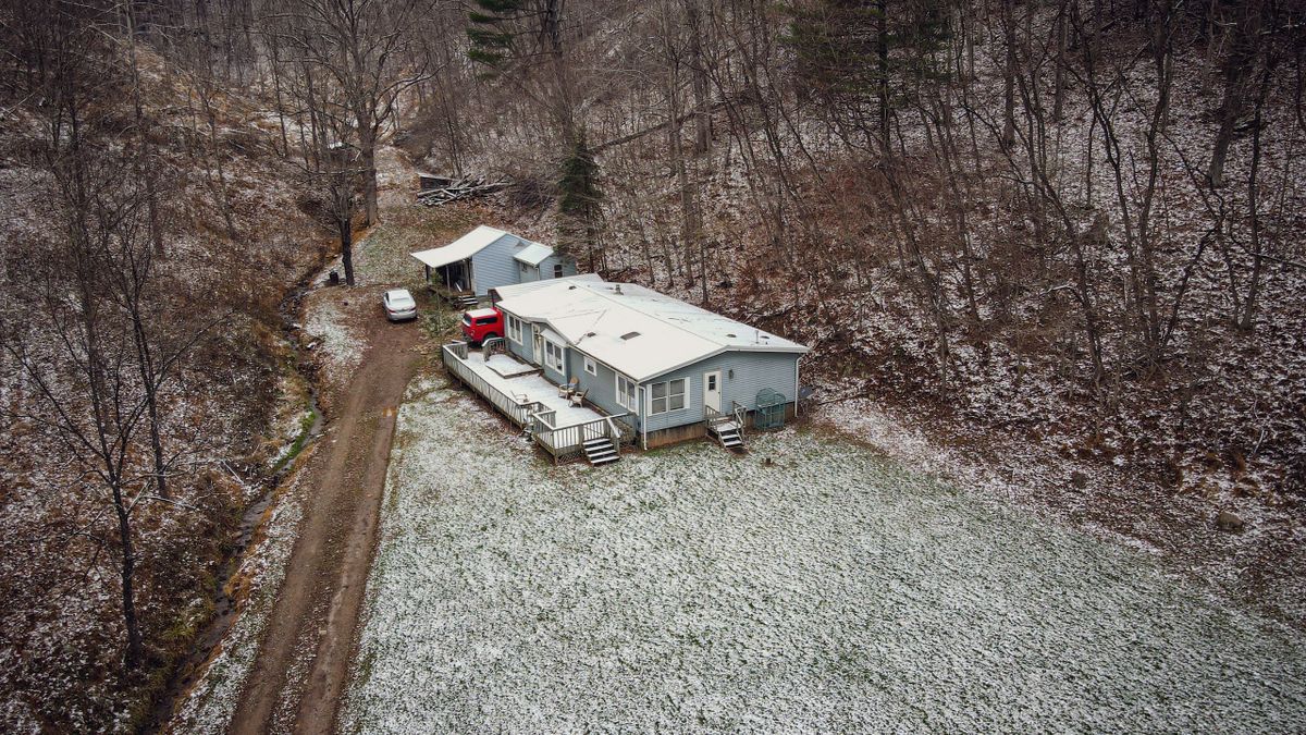 Renovated House On Good Hunting Acreage | Whitetail Properties