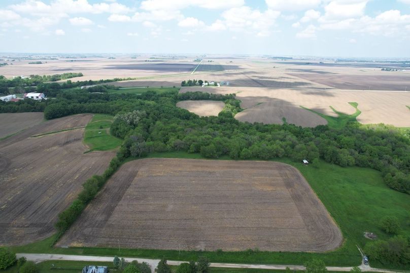 Incredible Knox County Combination Property Near Wataga | Whitetail ...