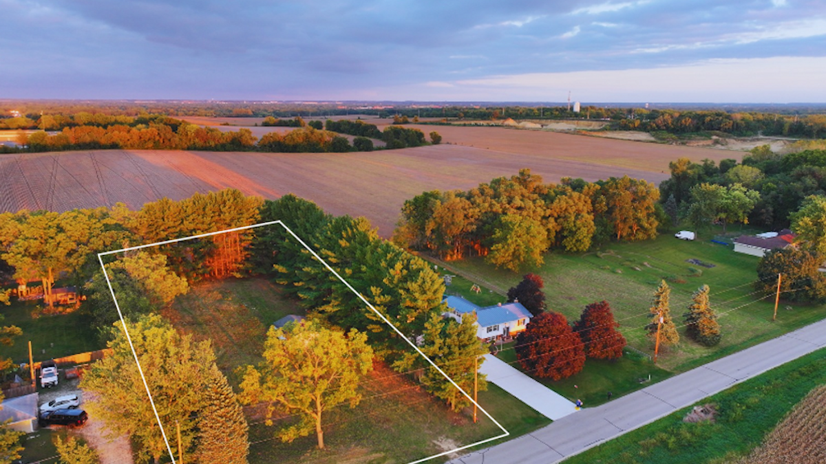 Rural Lot With Garage, Well And Sunset Views In Beloit Township ...