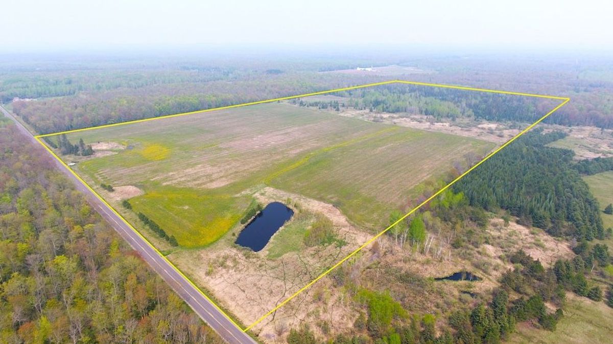 Great Combination Of Farmland And Woods With A Secluded Food Plot And ...