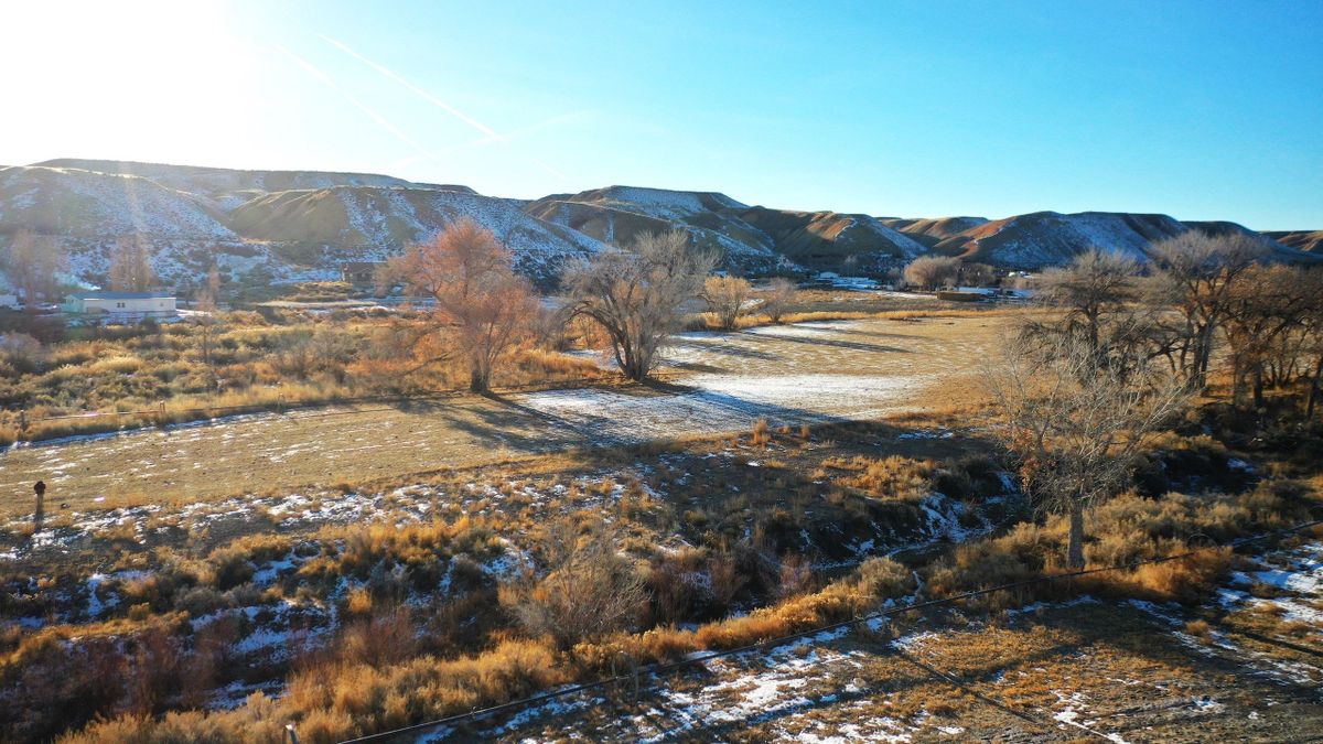 Highlands With Expansive Draws Near Dinosaur National Monument ...