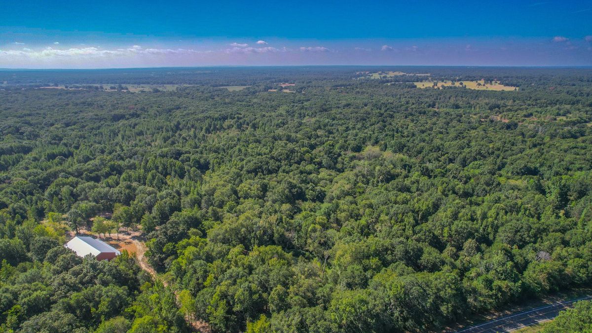 Kickapoo Creek Recreation Getaway | Whitetail Properties