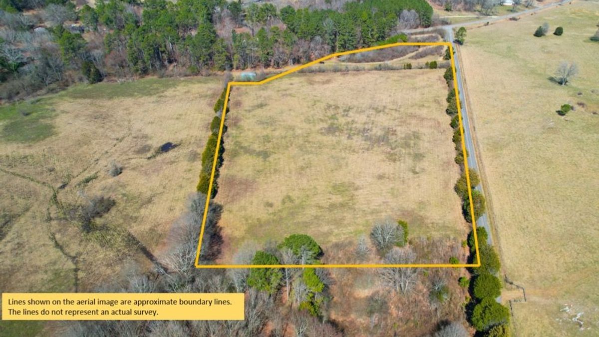 Small Farm With Pasture And Well Near Menlo | Whitetail Properties