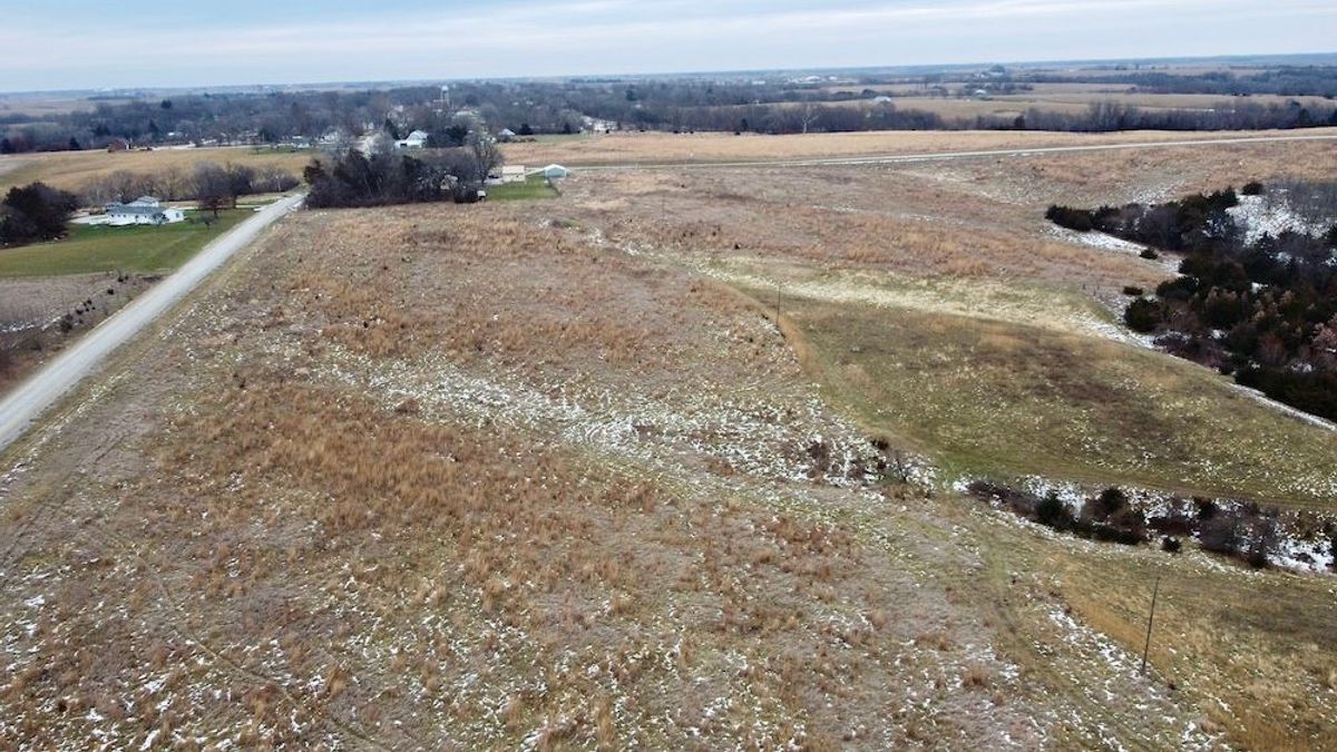 Tract 1 - Scenic 17.33± Acre Building Tract With CRP Income | Whitetail ...