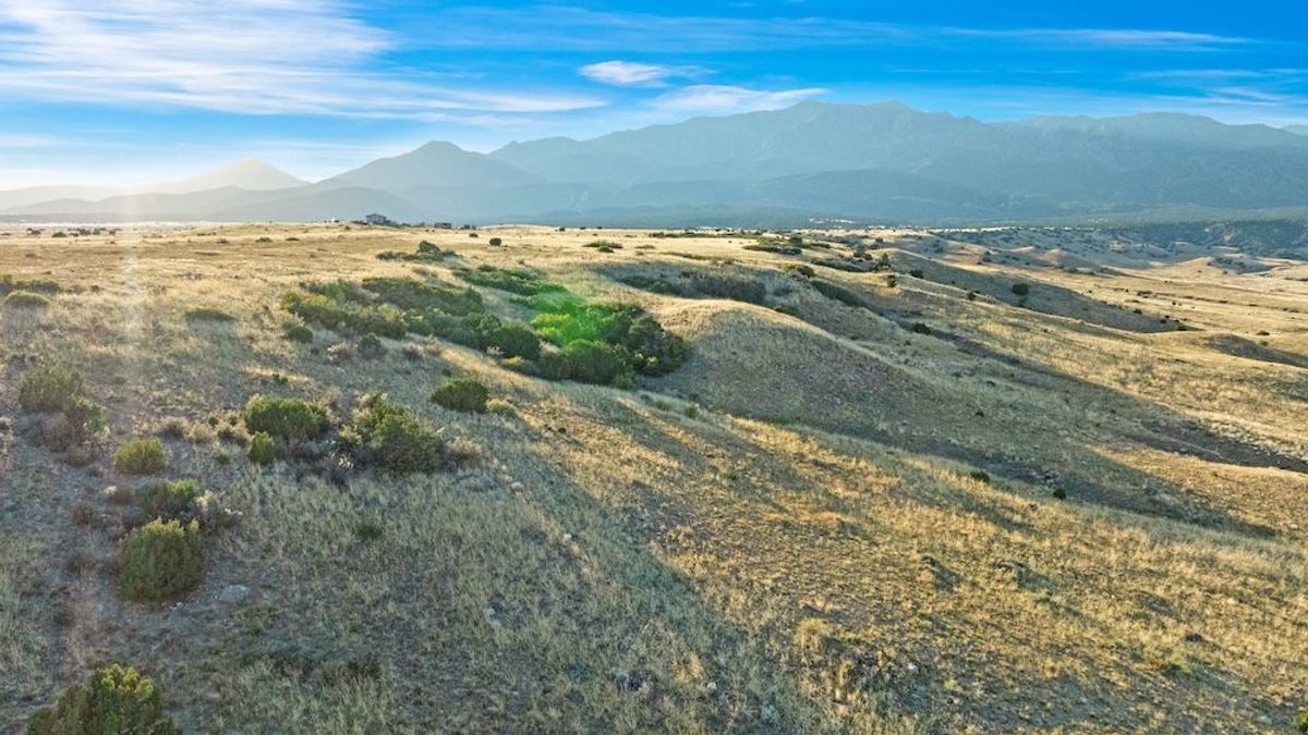 Open Plains Lot With BLM Access In GMU 84 | Whitetail Properties
