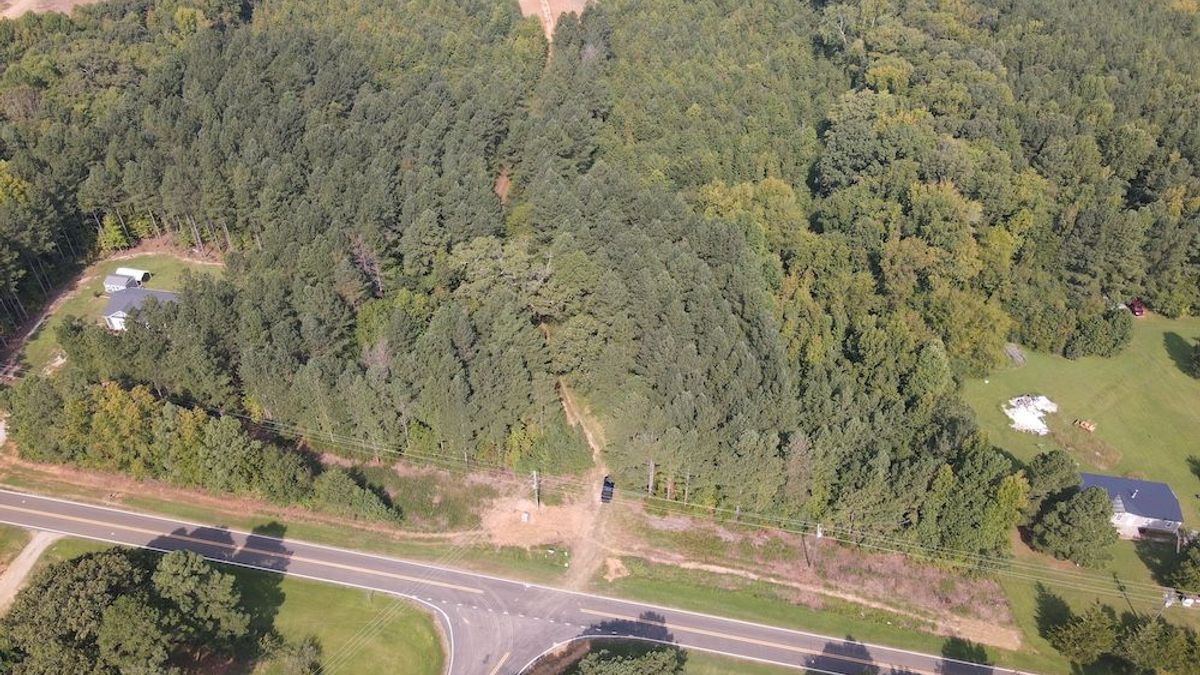 Nice Wooded Residential Lot | Whitetail Properties