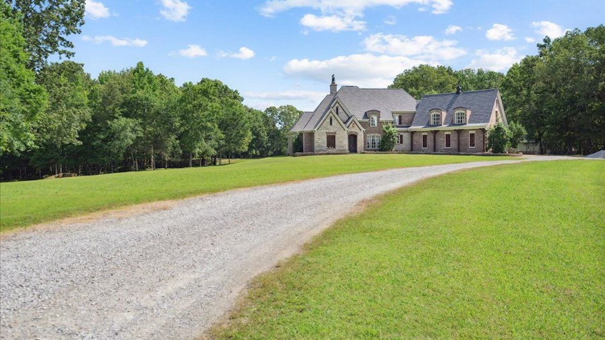 Tranquil Rural Living Tract With Custom Built Home | Whitetail Properties