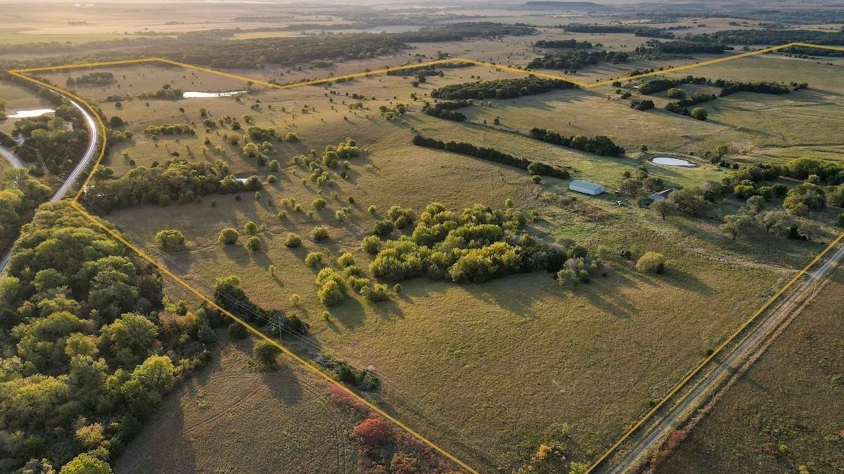 Secluded Farm With Build Site And Great Views | Whitetail Properties
