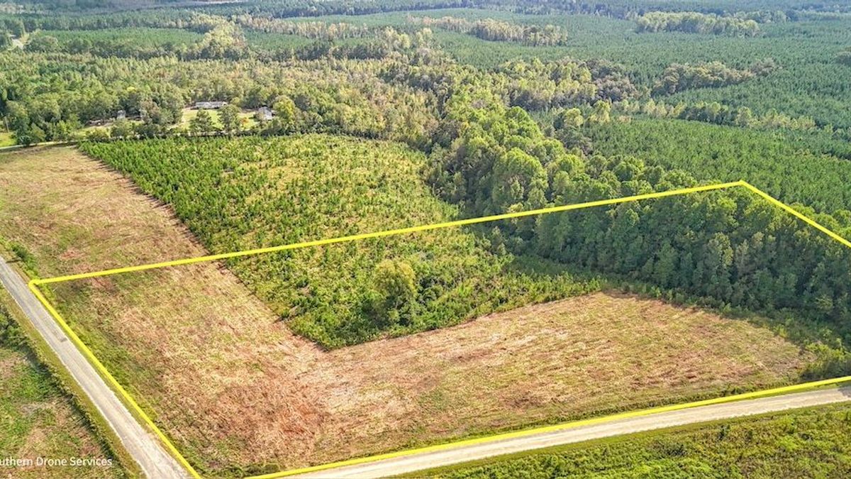 Double Road Frontage With Expansive Views | Whitetail Properties