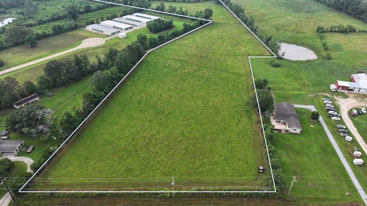 Homesite, Pasture Or Development Tract | Whitetail Properties