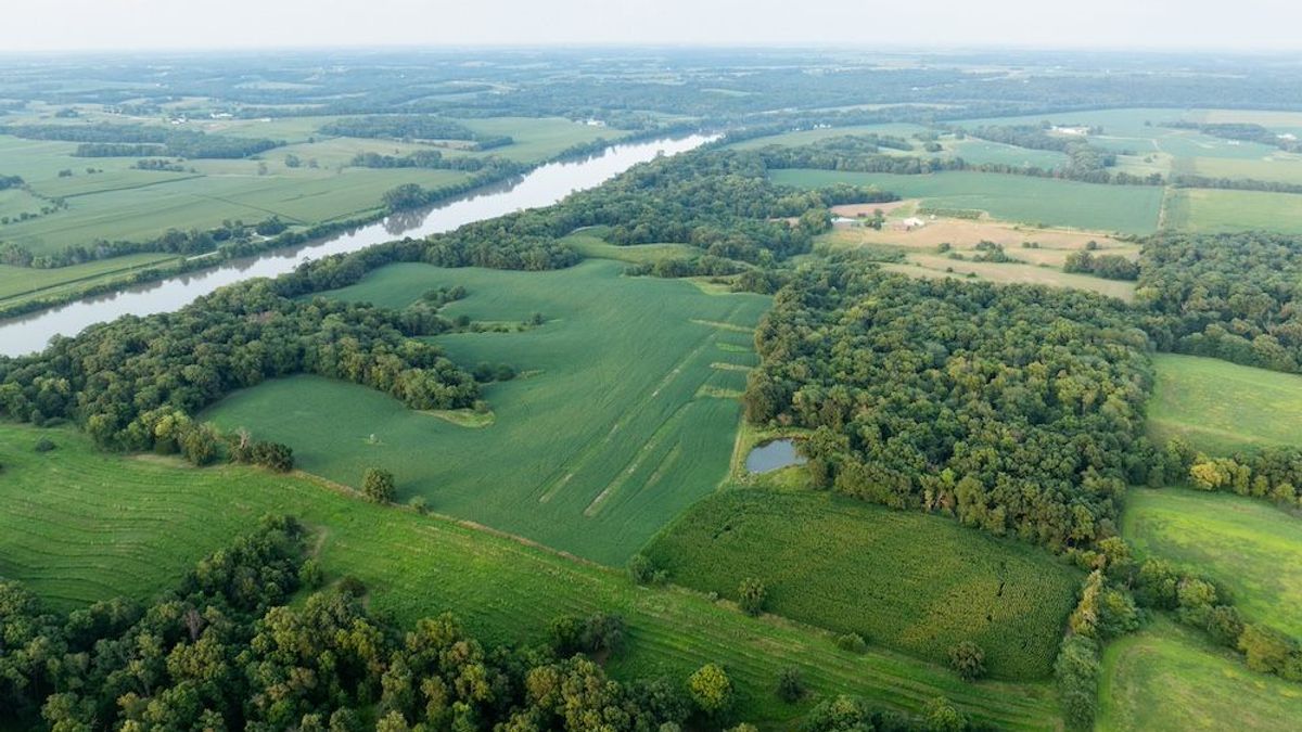 Signature Lakosky Offering - Gorgeous Dead-End Road Farm With A ...