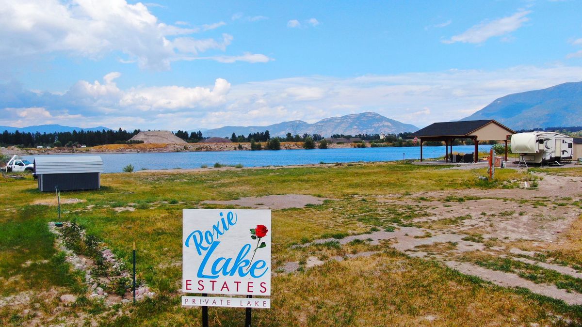 Waterfront Lot With Gazebo, Boat Dock, And Utilities On Private Lake ...