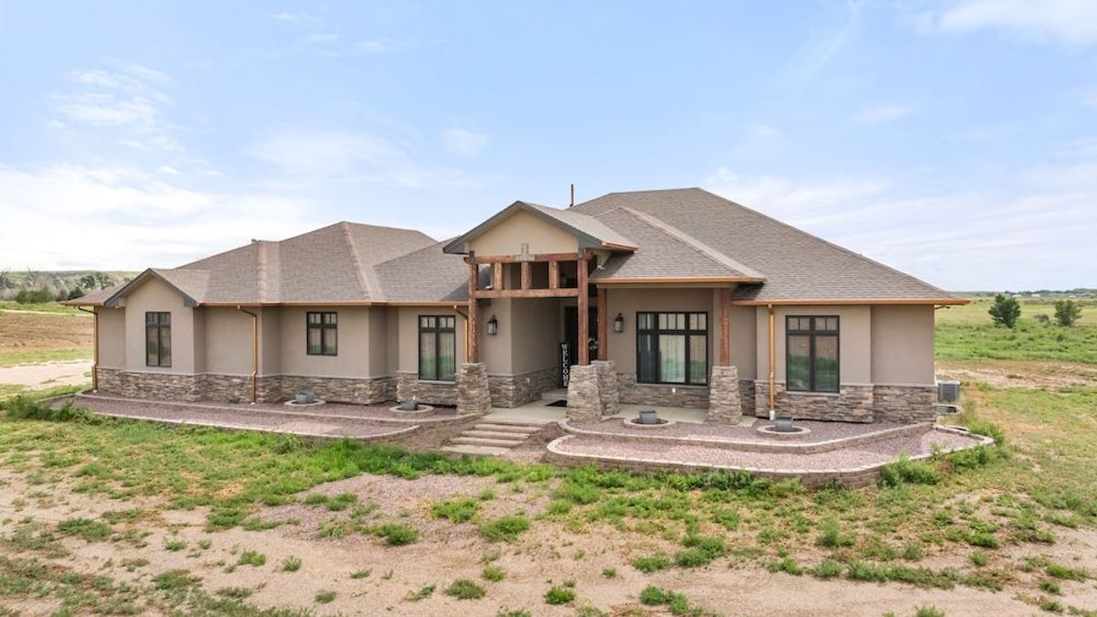 Southern Colorado Luxury Home With River Frontage And Acreage ...