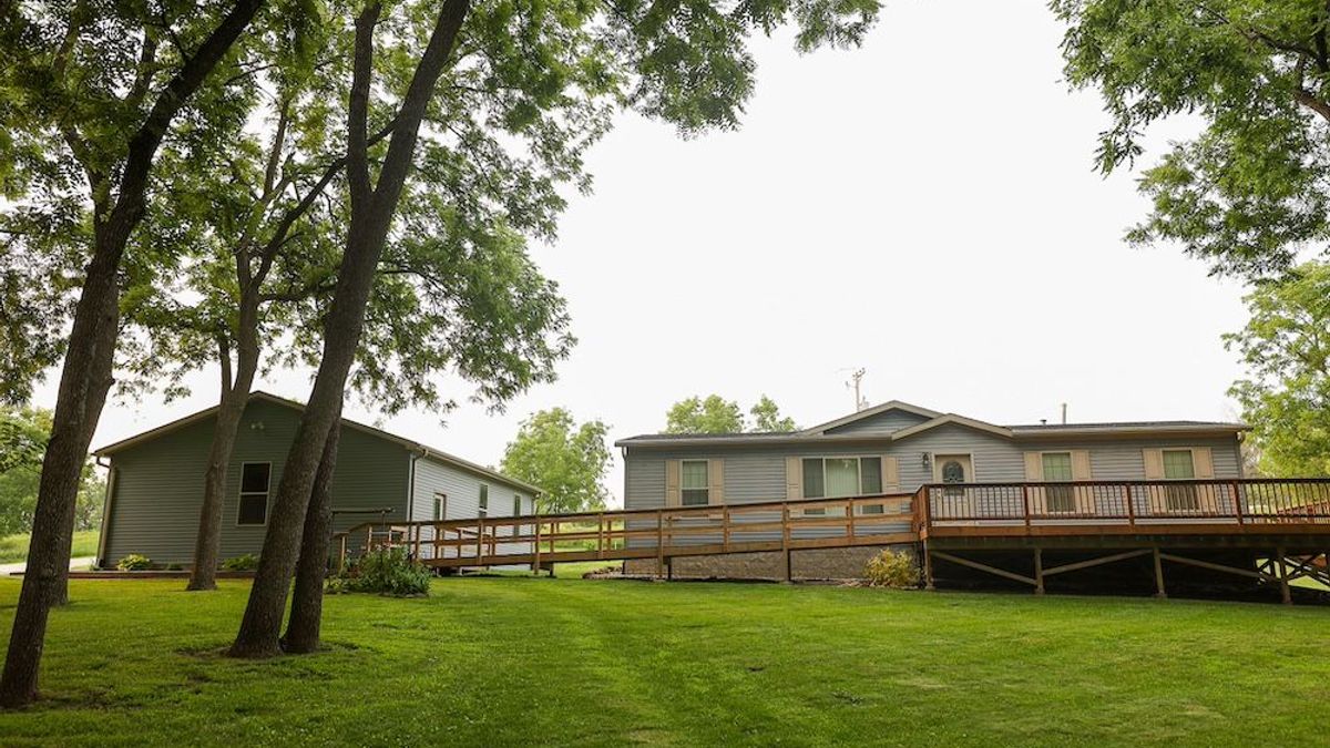 Ranch Home With Detached 3-Car Garage East Of Guthrie Center ...