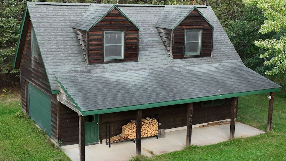 Wonderful Cabin Getaway Providing Excellent Hunting Opportunity Very ...