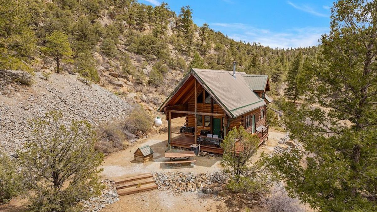 Charming Cabin With Exclusive National Forest Access On Mountain ...