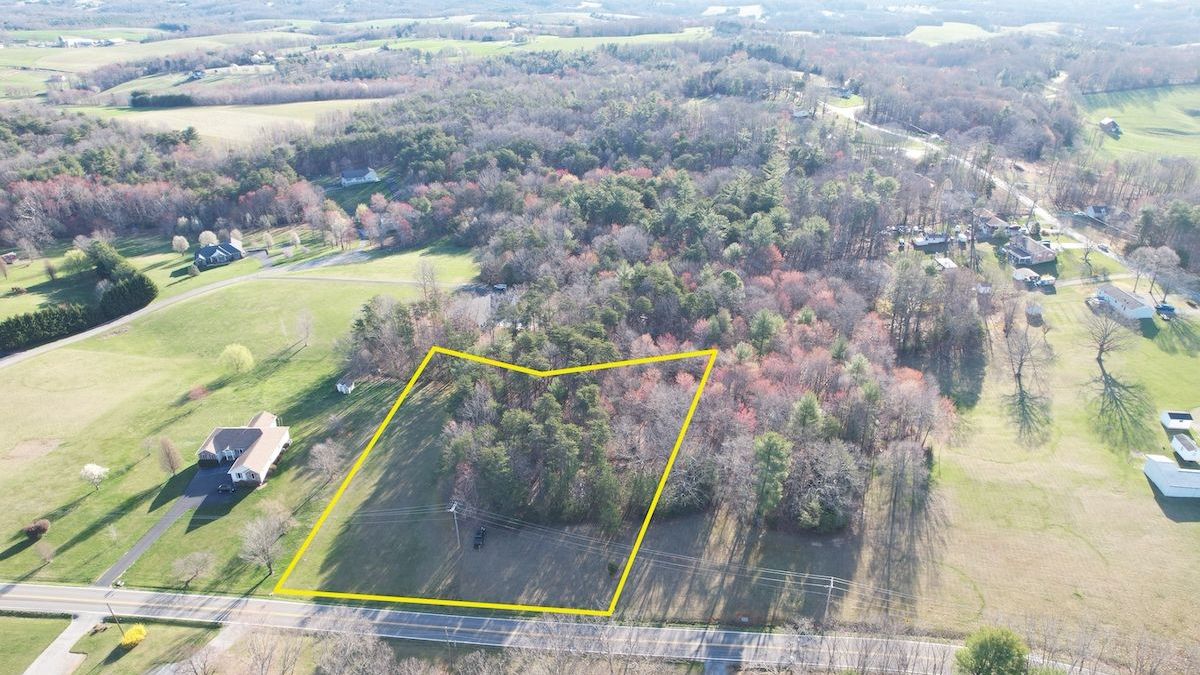 Building Lot In Whispering Meadows Subdivision | Whitetail Properties
