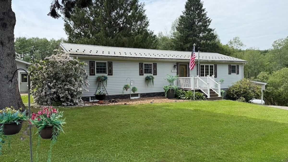Beautiful Ranch Home With Detached Garage And Large Rear Yard ...