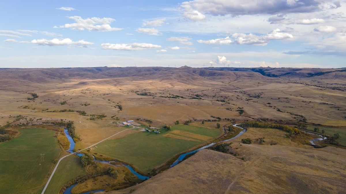 Hangmans Creek Ranch | Whitetail Properties