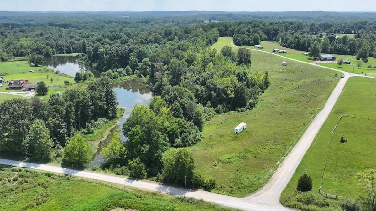 Beautiful Country Homesite Buildable Lot | Whitetail Properties