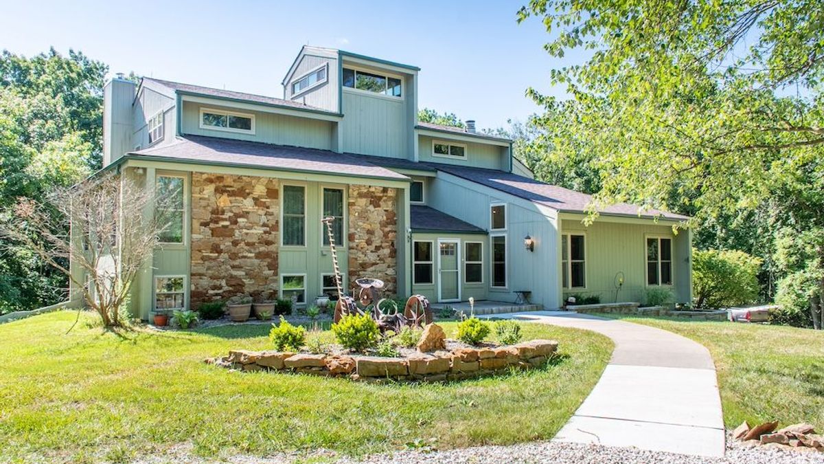 Beautiful Large Home On Timbered Acreage | Whitetail Properties