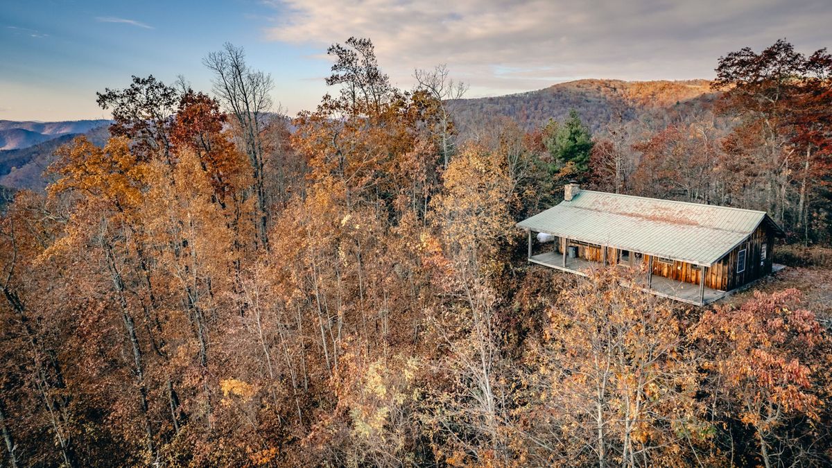Secluded Mountain Getaway With Amazing Views | Whitetail Properties