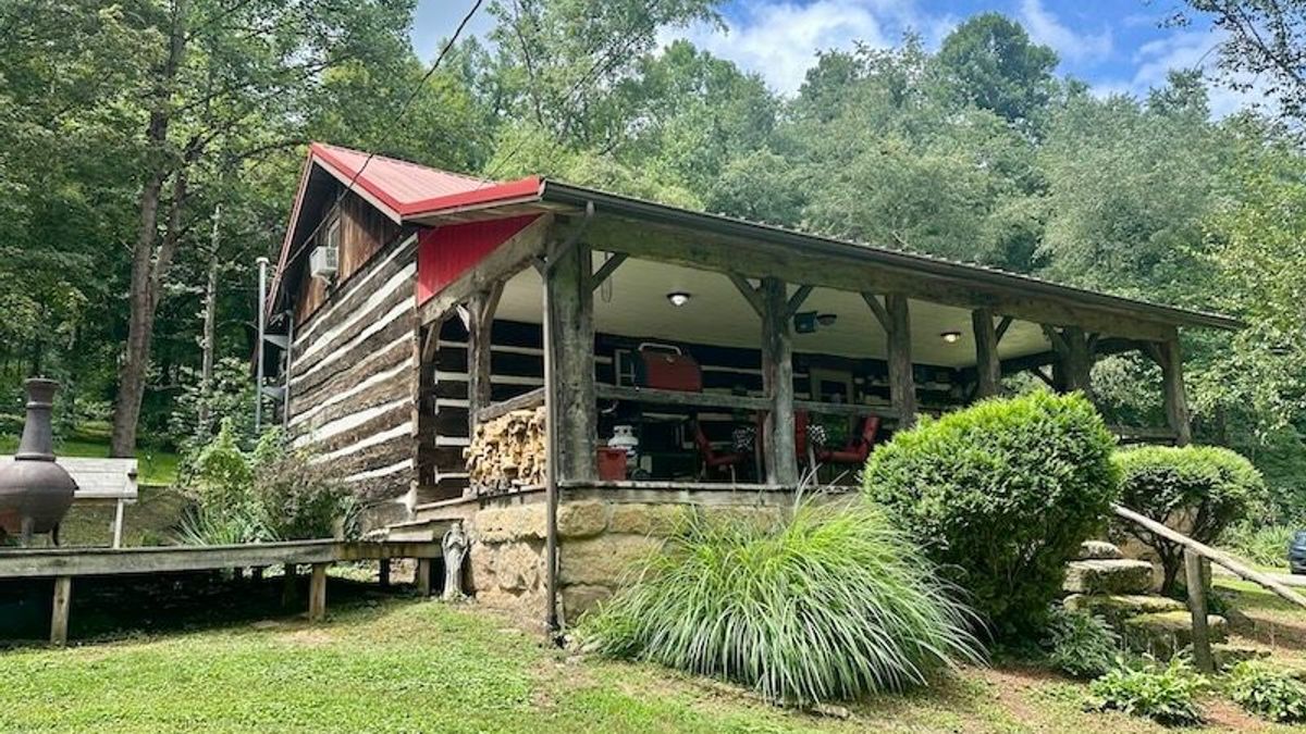 Riverfront Rustic Cabin On Acreage With Oil And Gas Rights | Whitetail ...