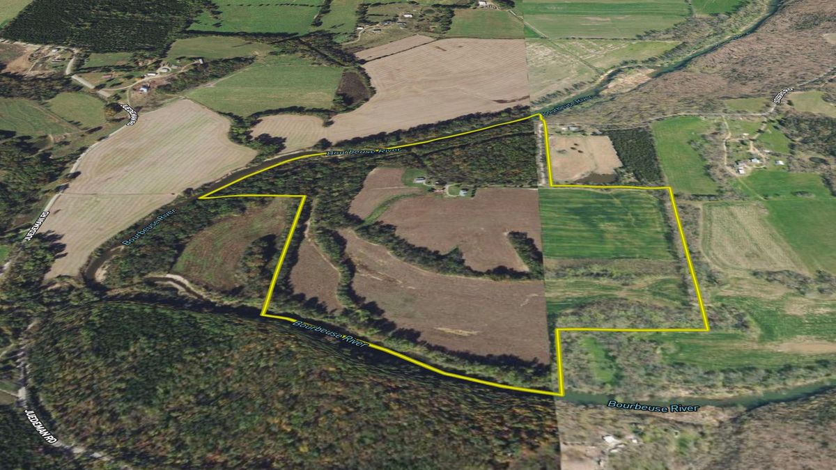 Bourbeuse River Frontage Tract With Two Homes | Whitetail Properties