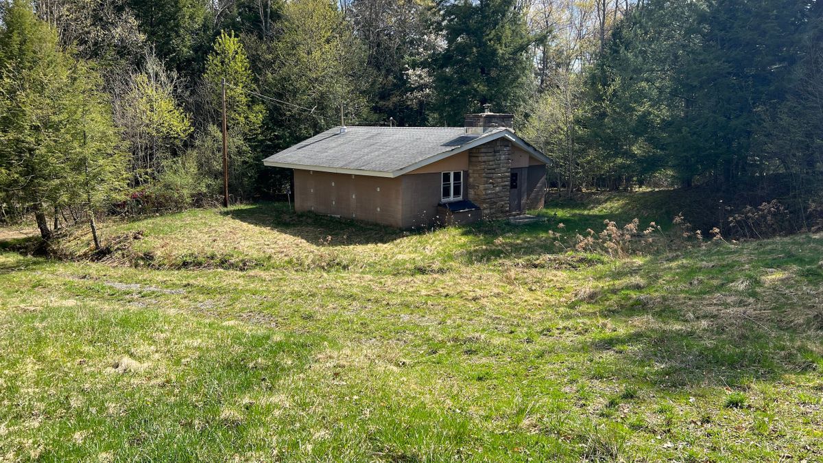 Nice Wooded Lot With Block Building | Whitetail Properties