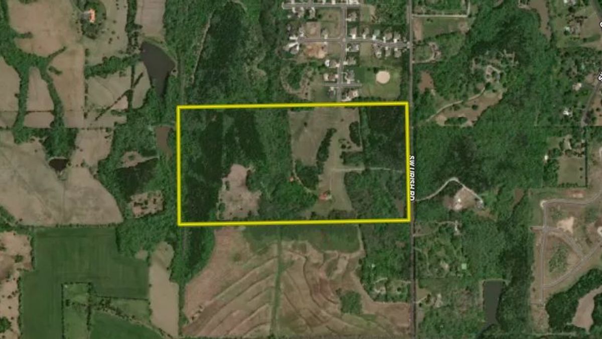 A Fusion Of Pasture Land And Sprawling Timber | Whitetail Properties