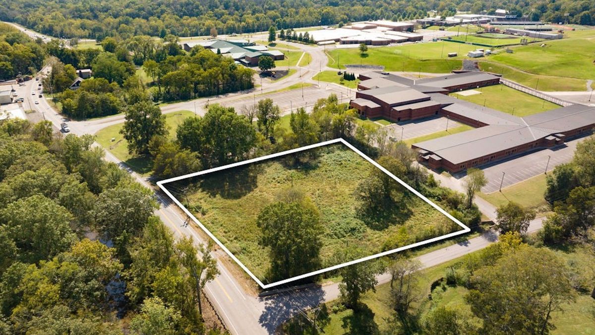 Prime Commercial Building Lot | Whitetail Properties