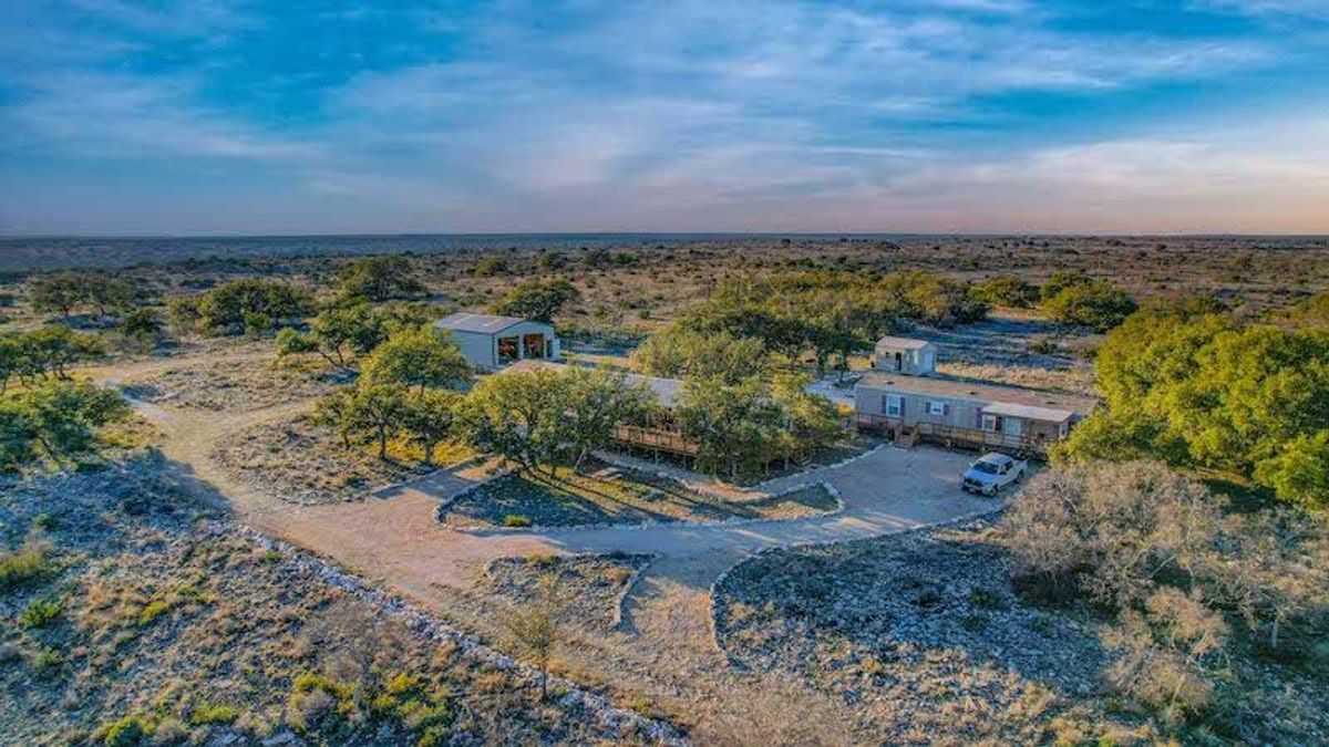 Rocky Top Ranch | Whitetail Properties