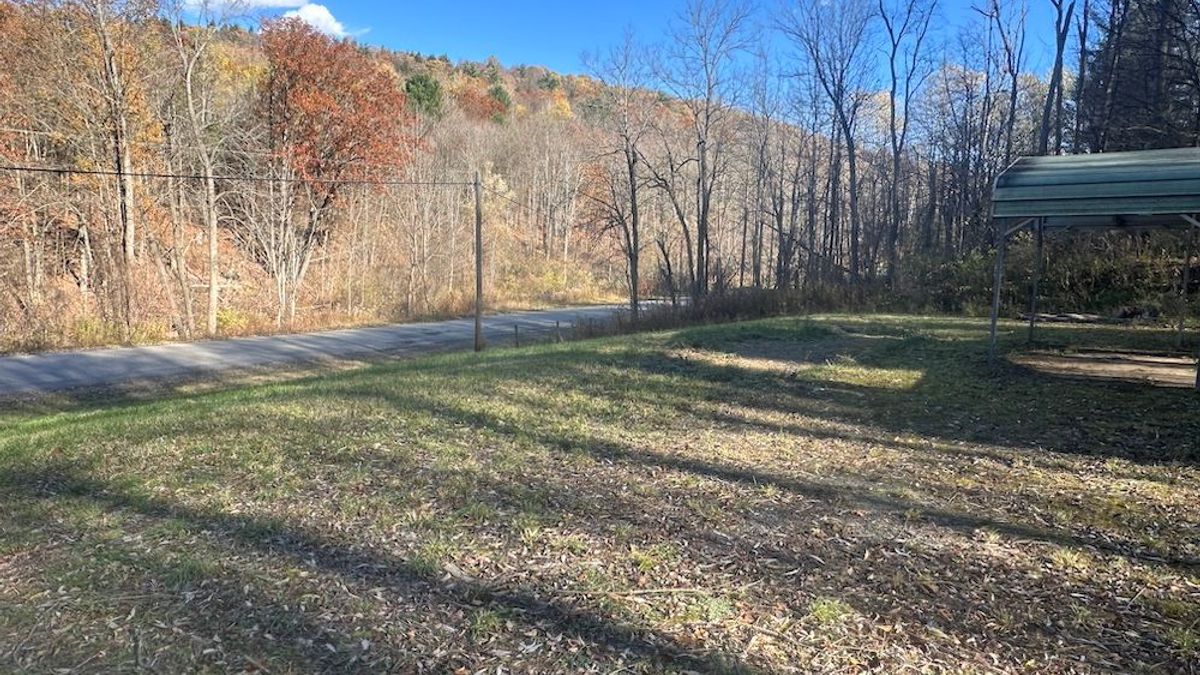 1.79± Acre Buildable Lot With Driveway, Utilities And Views In Steuben ...